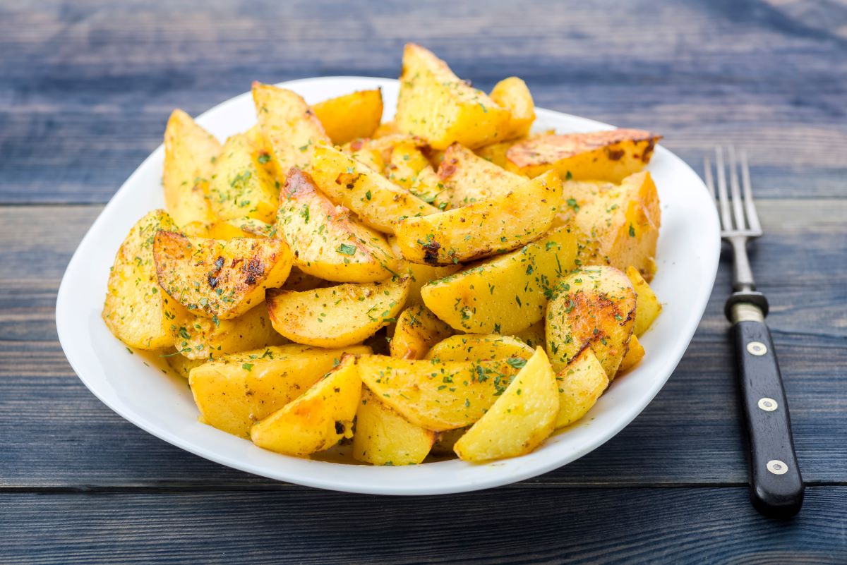 Garlic and Herb Roasted Potatoes • One Plate at a Thyme